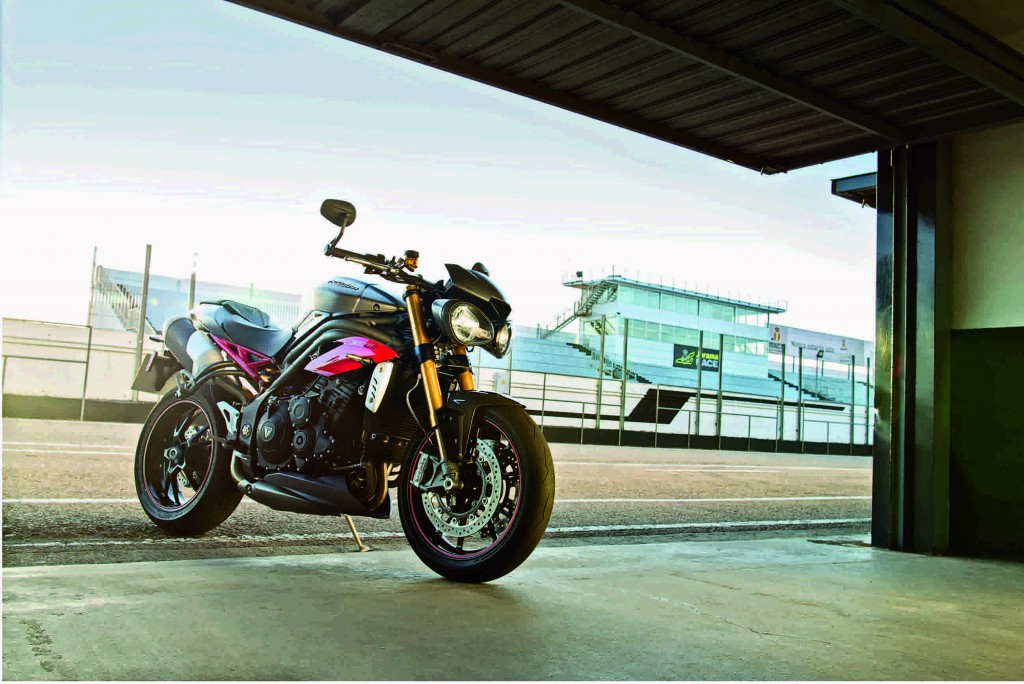 Triumph presenta le nuove SPEED TRIPLE S E SPEED TRIPLE R - WheelsMag