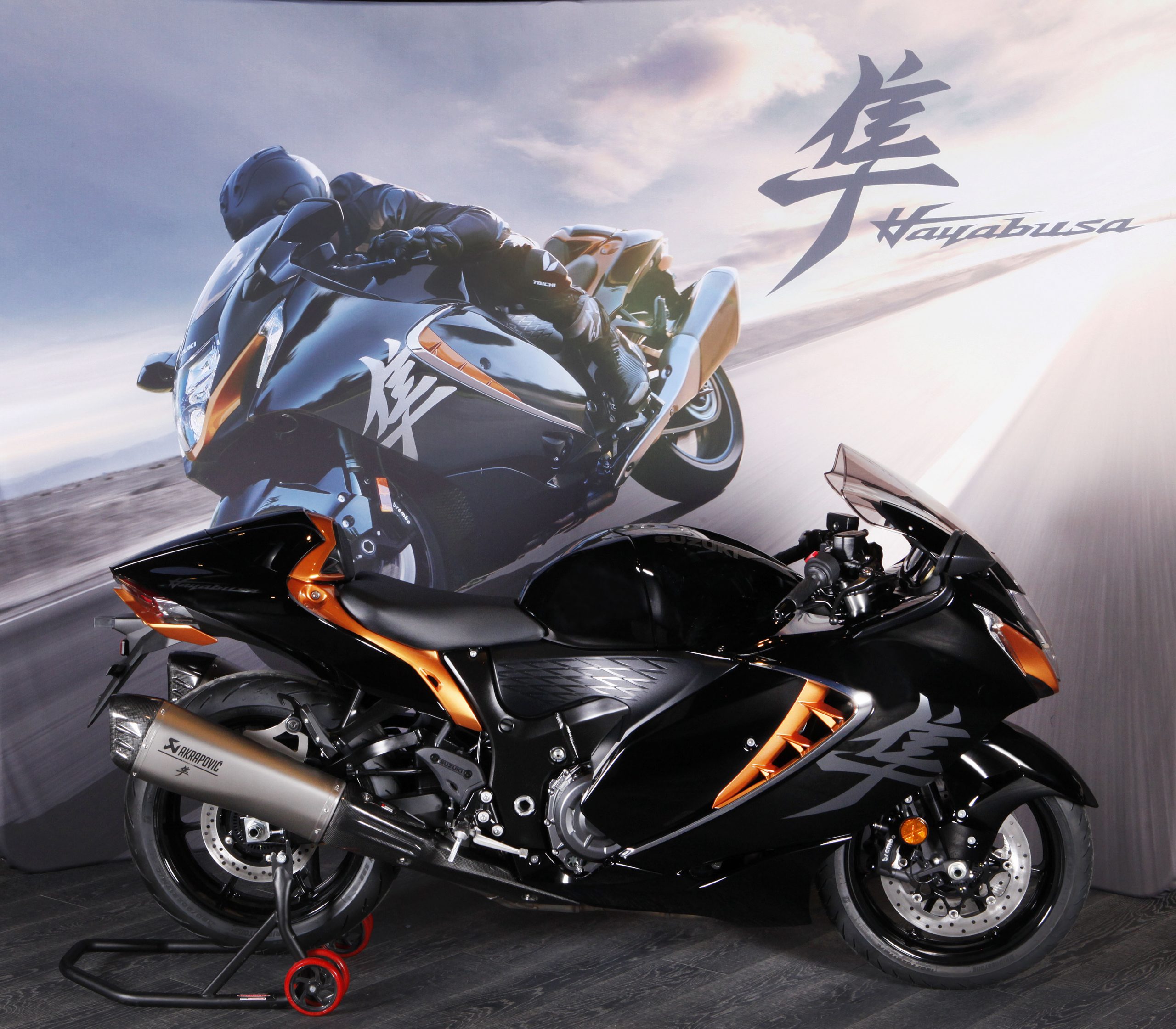 Suzuki_HAYABUSA_WEB_EDITION__3_ - WheelsMag